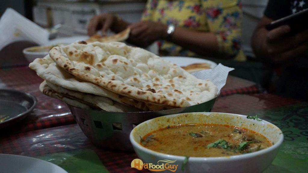 Telangana Food Trail - Traditional Breakfast at Shah Ghouse
